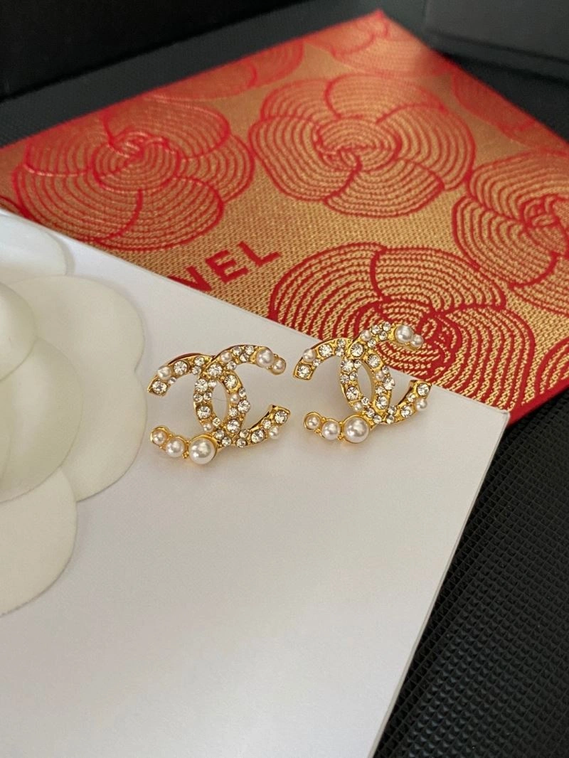Top mirror Chanel Earrings