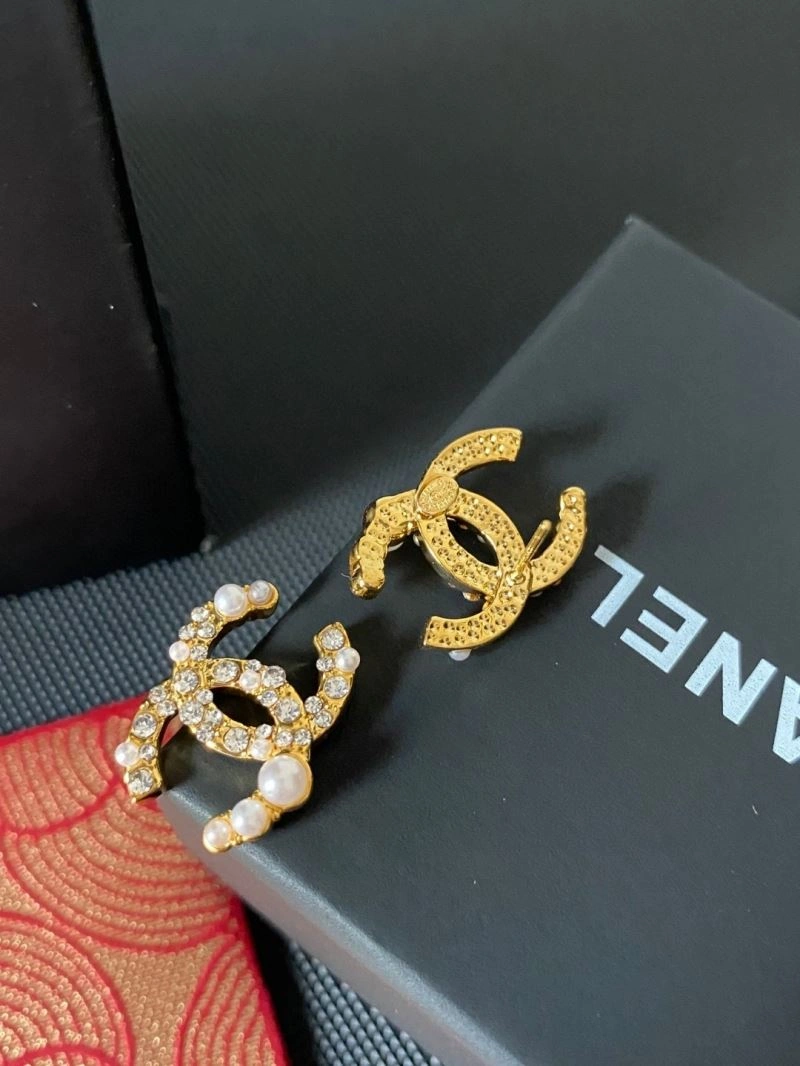 Top mirror Chanel Earrings