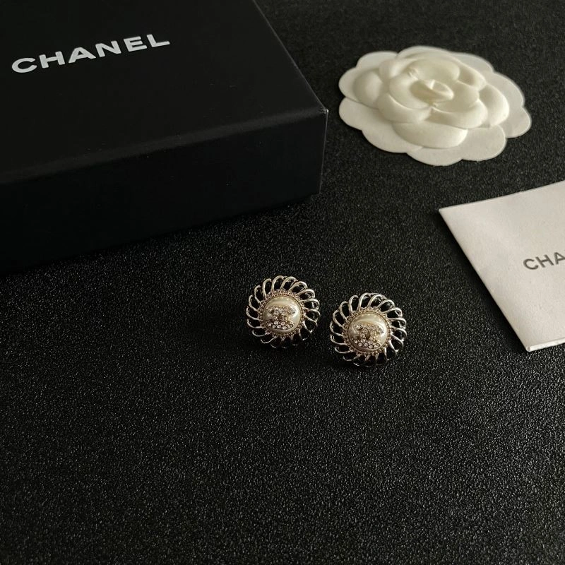 High accuracy Chanel Earrings