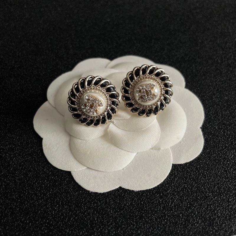 High accuracy Chanel Earrings