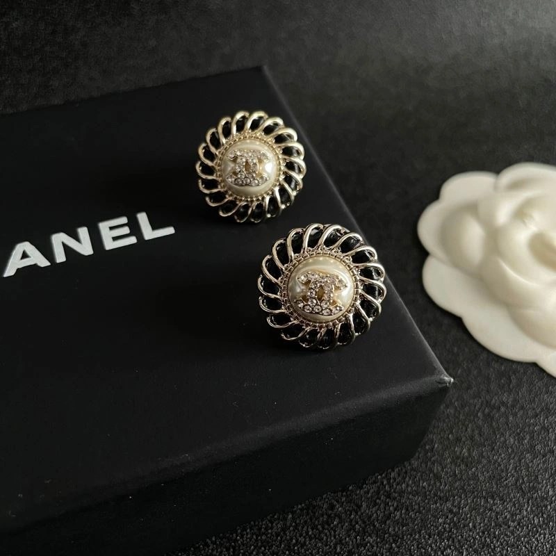 High accuracy Chanel Earrings