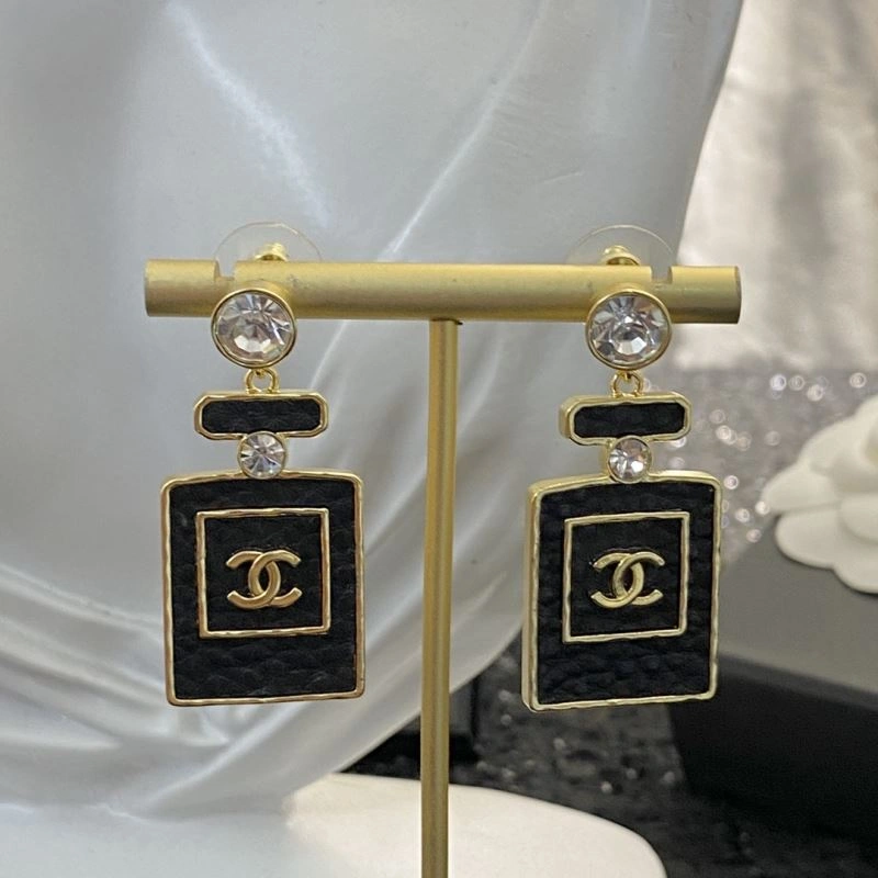 Top mirror Chanel Earrings