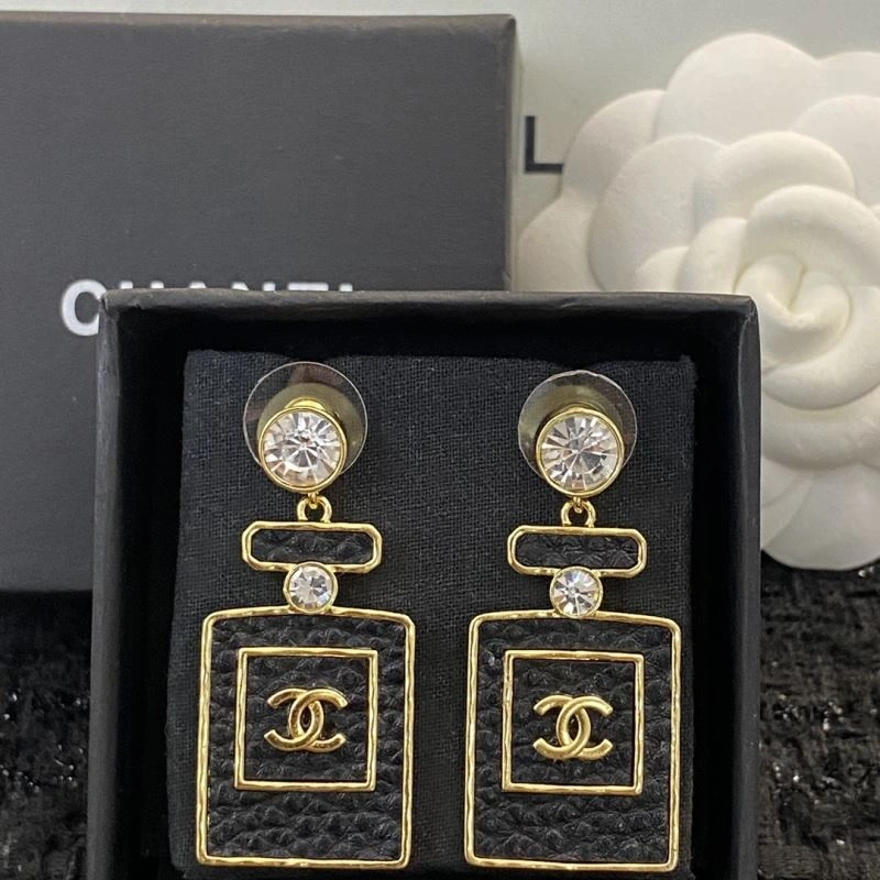 Top mirror Chanel Earrings