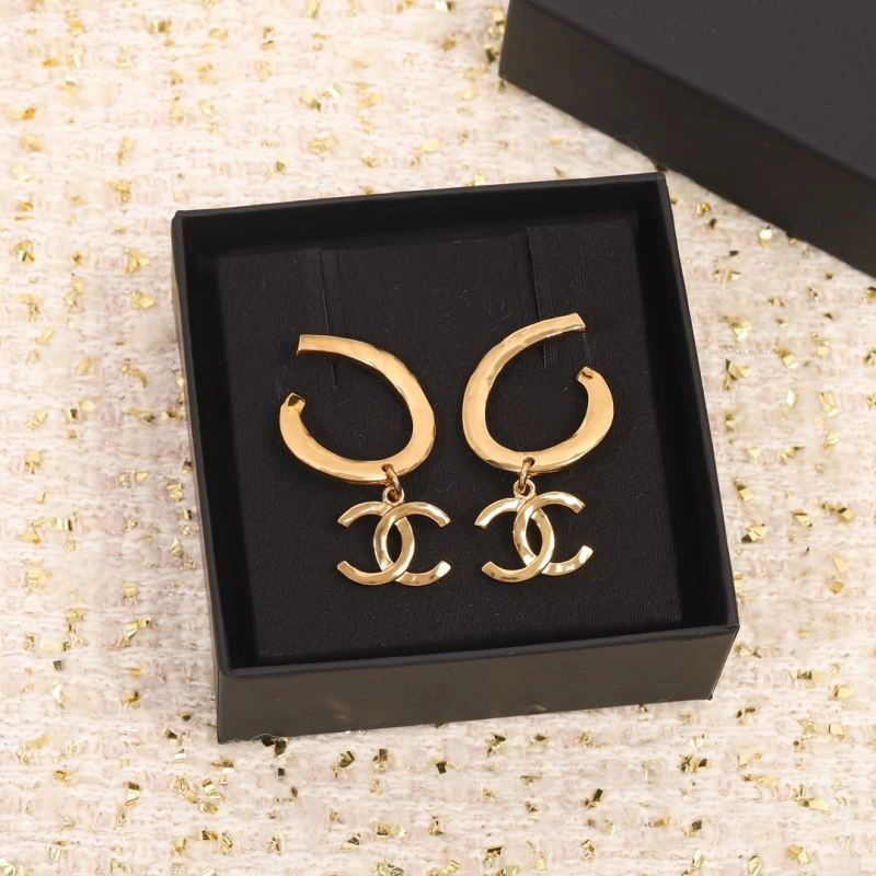 Low-cost Chanel Earrings
