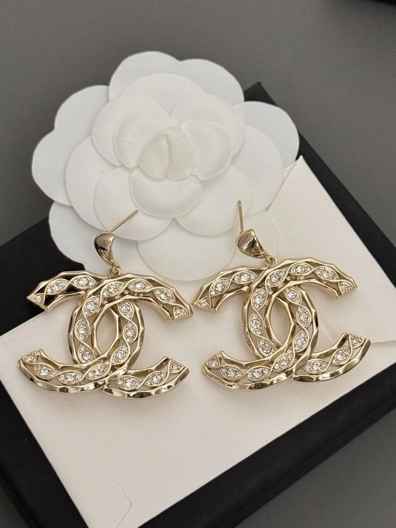 Top match Chanel Earrings