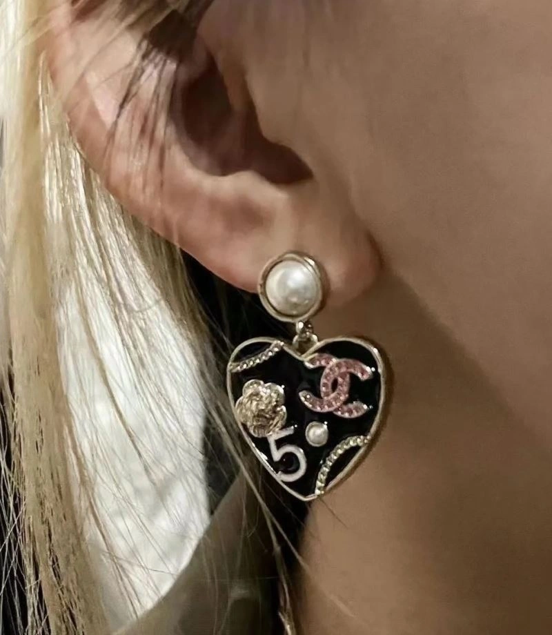 High fidelity Chanel Earrings