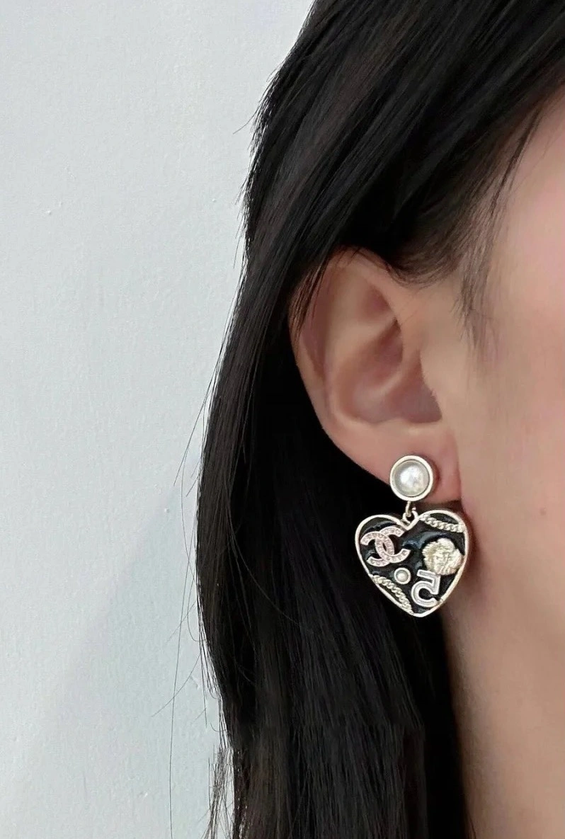 High fidelity Chanel Earrings
