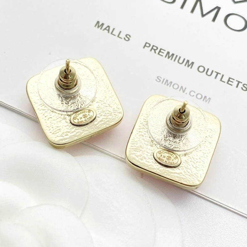 High accuracy Chanel Earrings