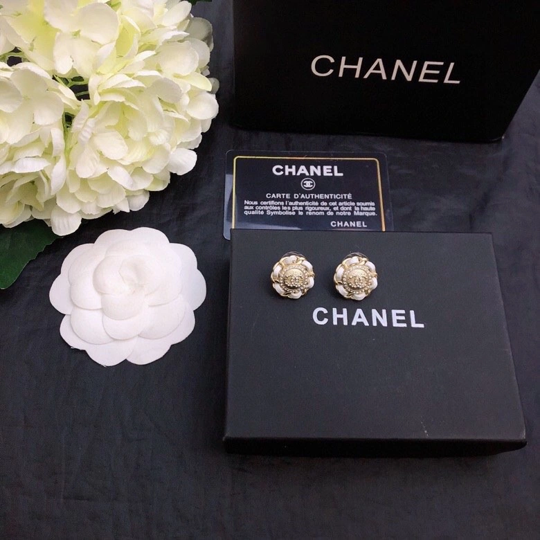 Low-cost Chanel Earrings