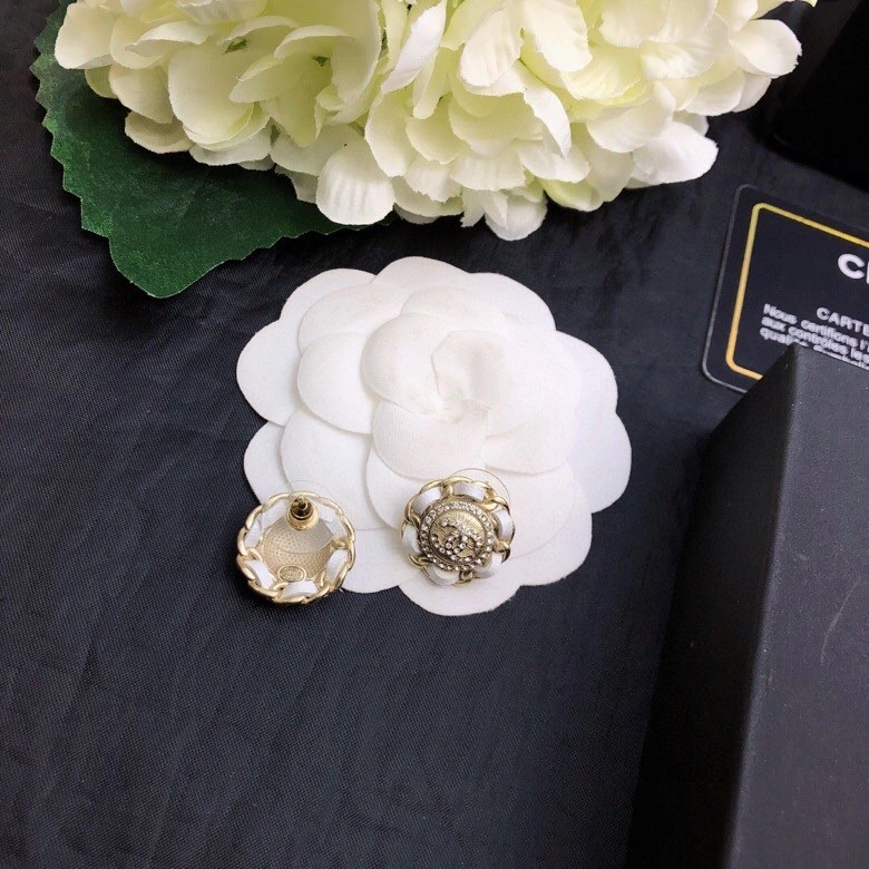Low-cost Chanel Earrings