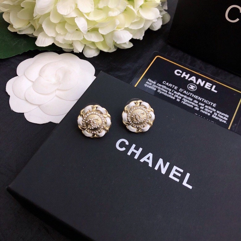 Low-cost Chanel Earrings