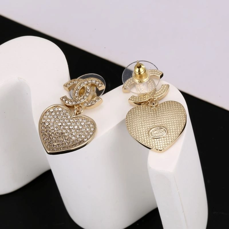 Top match Chanel Earrings