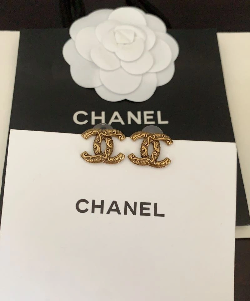 High accuracy Chanel Earrings