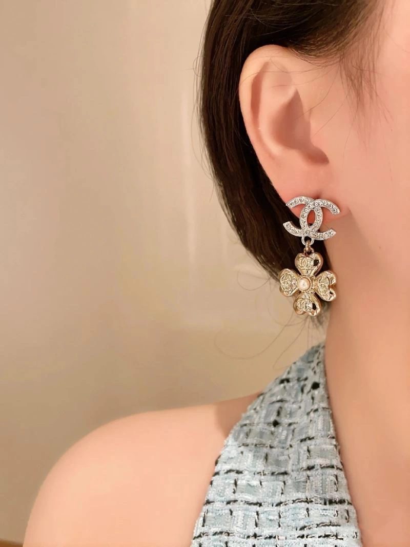 High accuracy Chanel Earrings