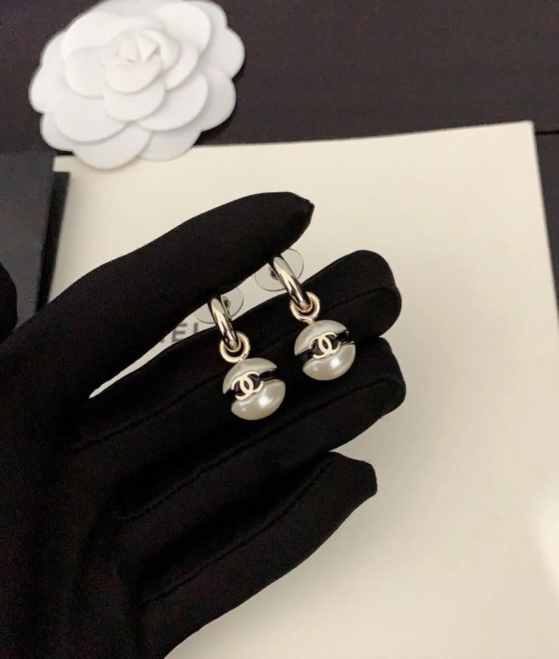 Accurate model Chanel Earrings