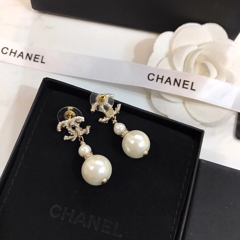 High accuracy Chanel Earrings