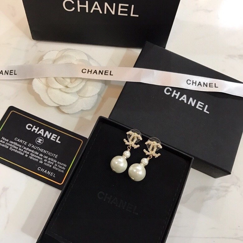 High accuracy Chanel Earrings