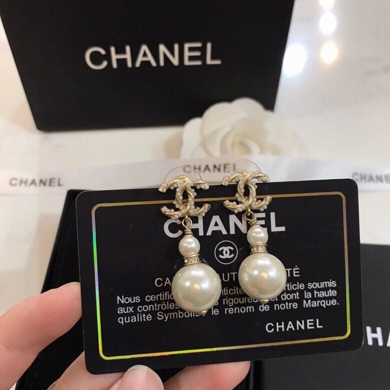 High accuracy Chanel Earrings