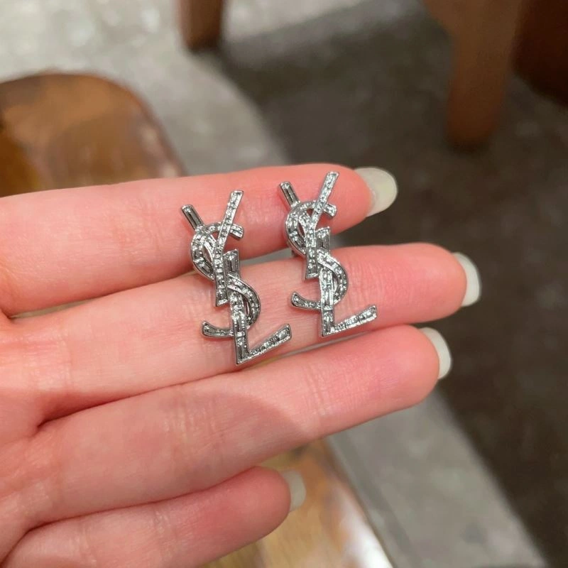 Exact replica Chanel Earrings