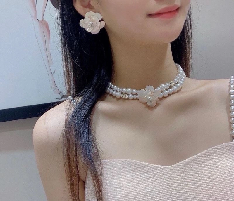 High accuracy Chanel Earrings