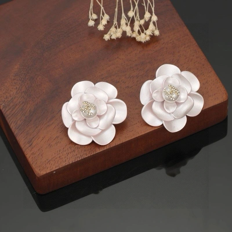 High accuracy Chanel Earrings