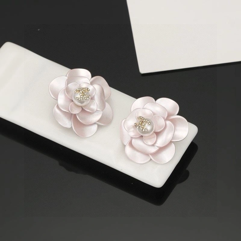 High accuracy Chanel Earrings