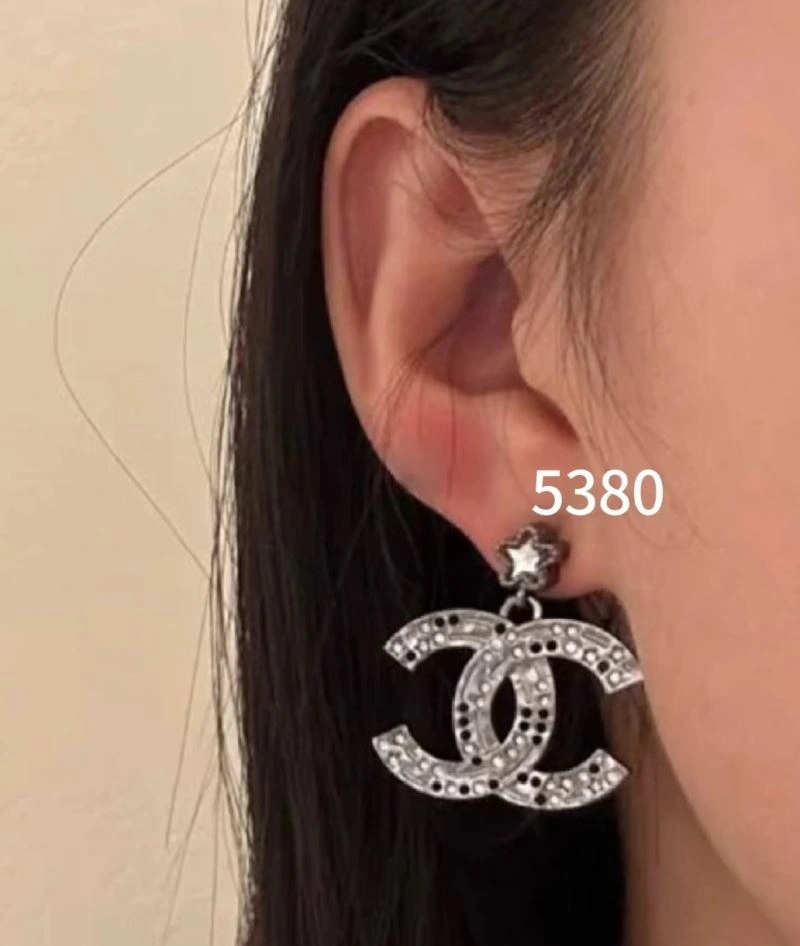 Low-cost Chanel Earrings
