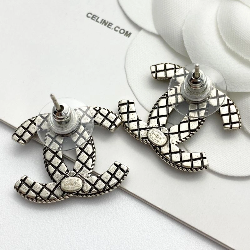 Top match Chanel Earrings