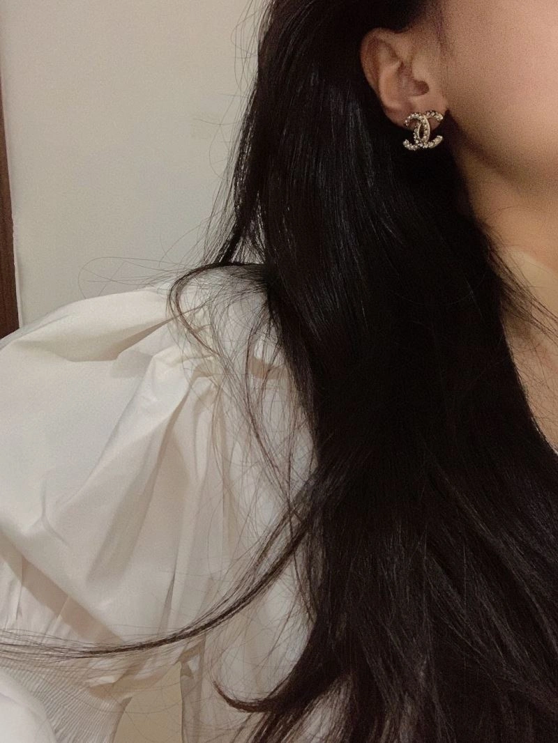 Brand-authenticated Chanel Earrings