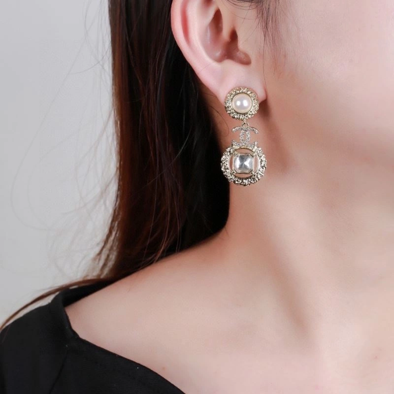 Top match Chanel Earrings