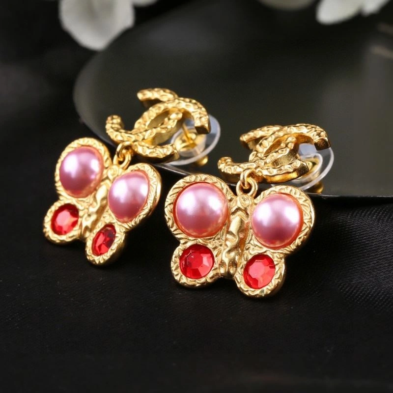 Top match Chanel Earrings