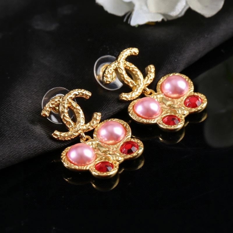 Top match Chanel Earrings