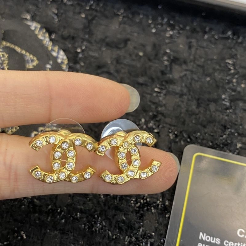 Top match Chanel Earrings