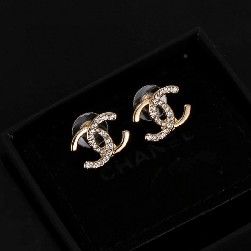 Top mirror Chanel Earrings