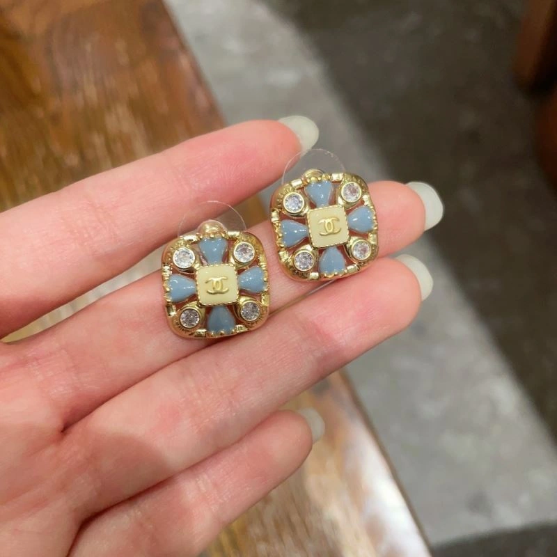 Top mirror Chanel Earrings