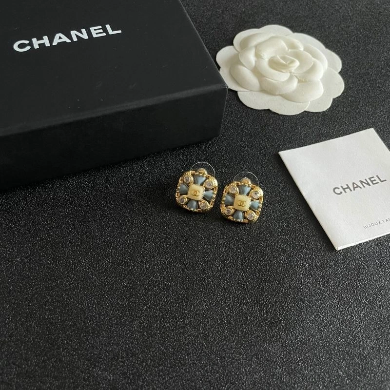 Top mirror Chanel Earrings