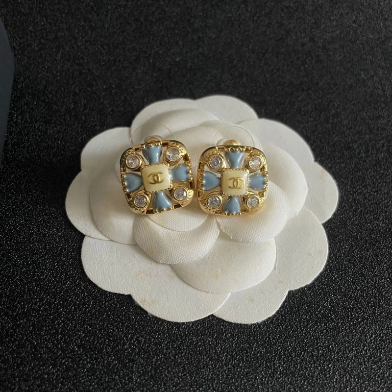 Top mirror Chanel Earrings