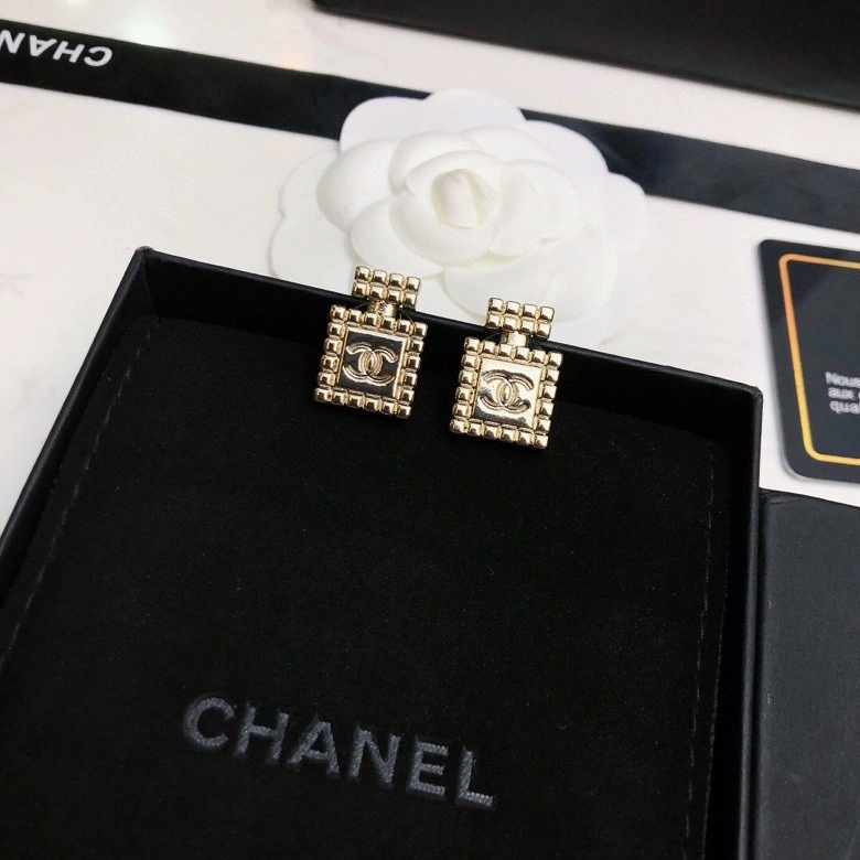 High fidelity Chanel Earrings