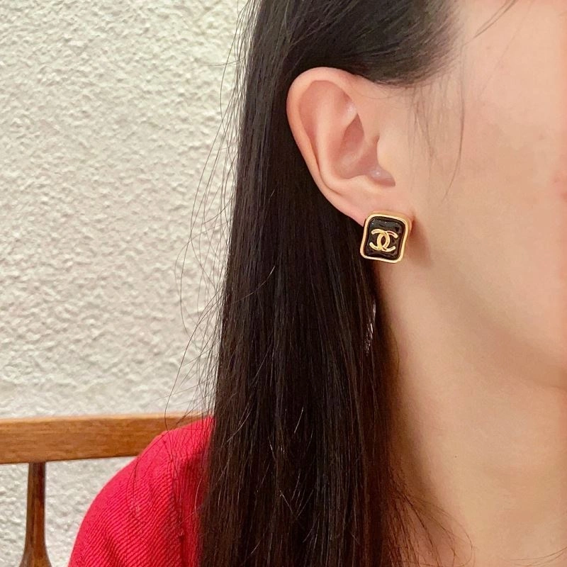 Top mirror Chanel Earrings
