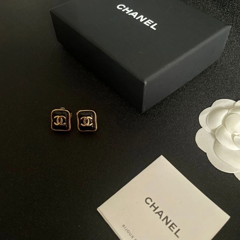 Top mirror Chanel Earrings