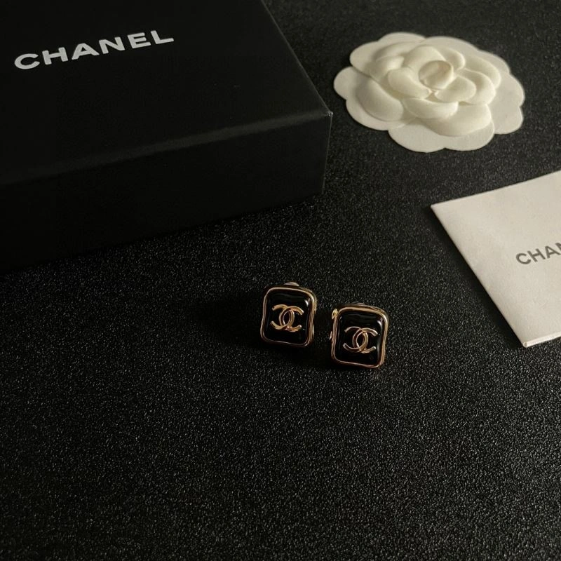 Top mirror Chanel Earrings