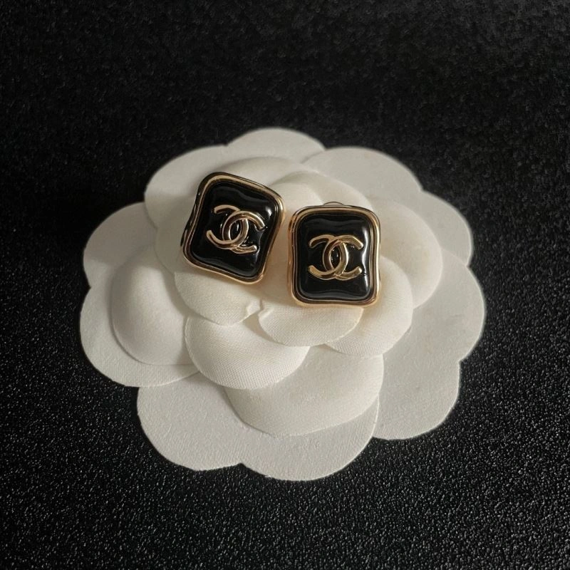 Top mirror Chanel Earrings