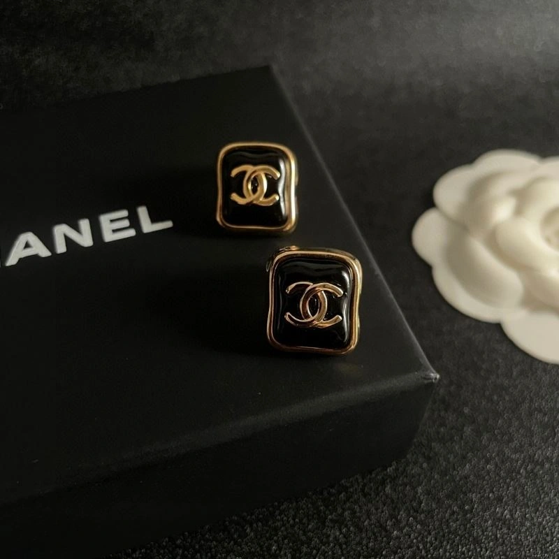 Top mirror Chanel Earrings
