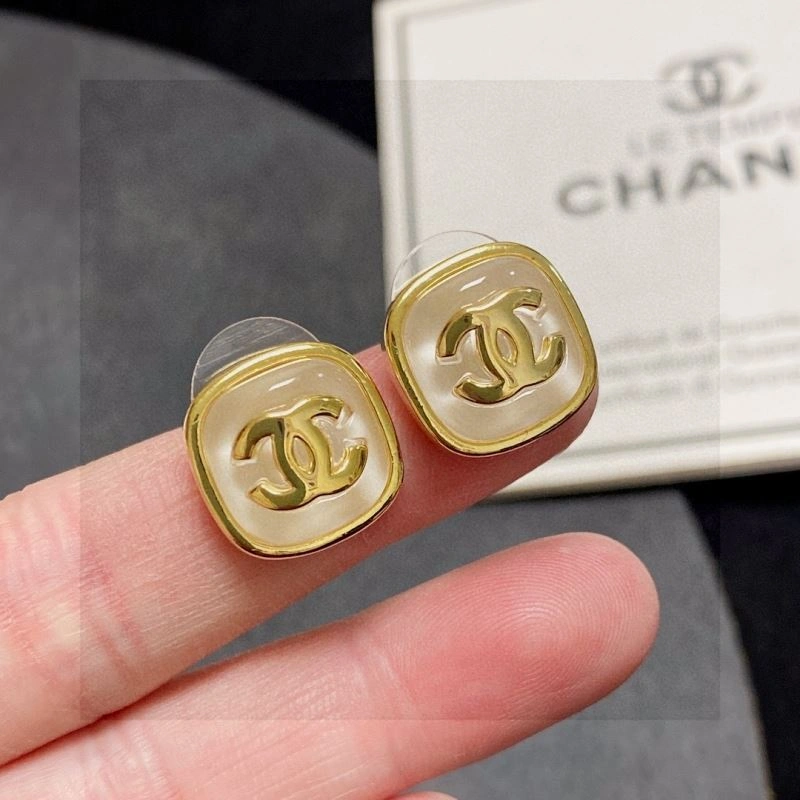 Top mirror Chanel Earrings