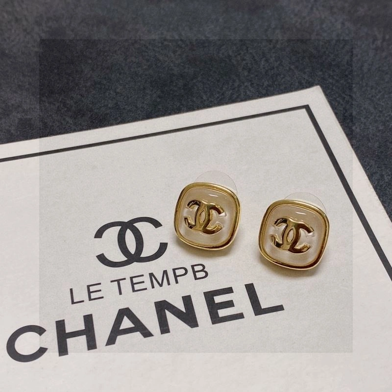 Top mirror Chanel Earrings