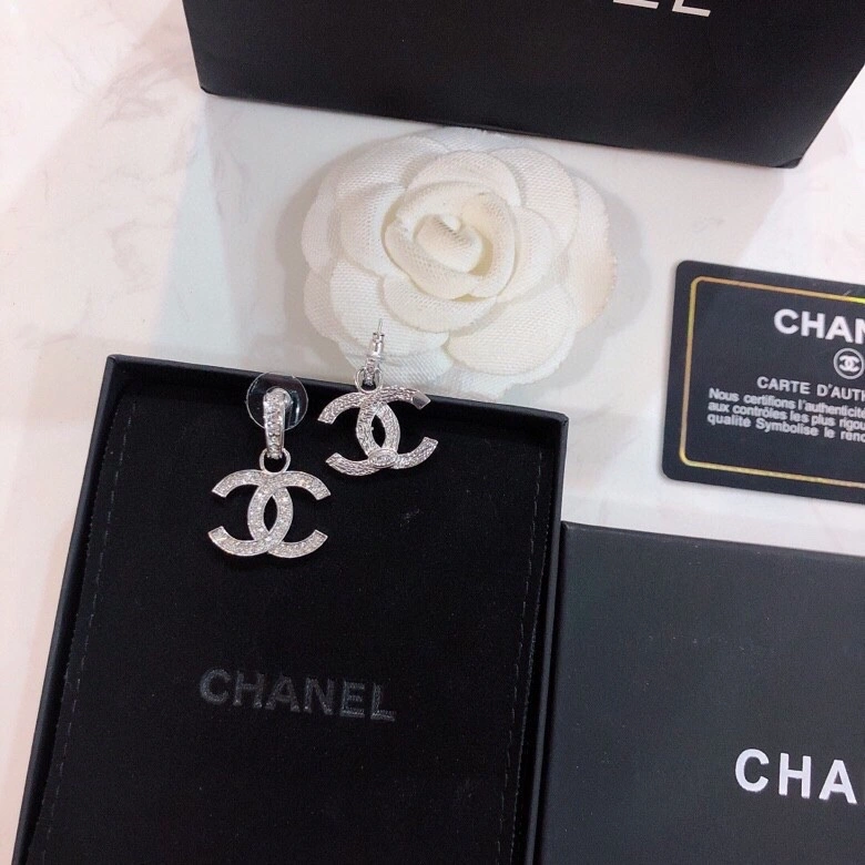 Accurate model Chanel Earrings