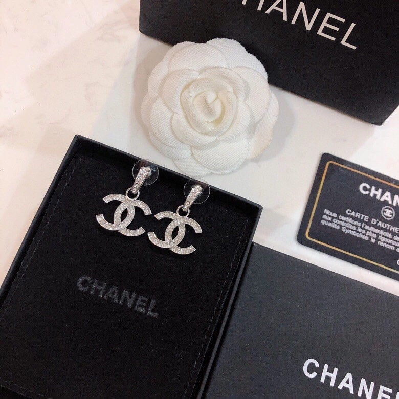 Accurate model Chanel Earrings