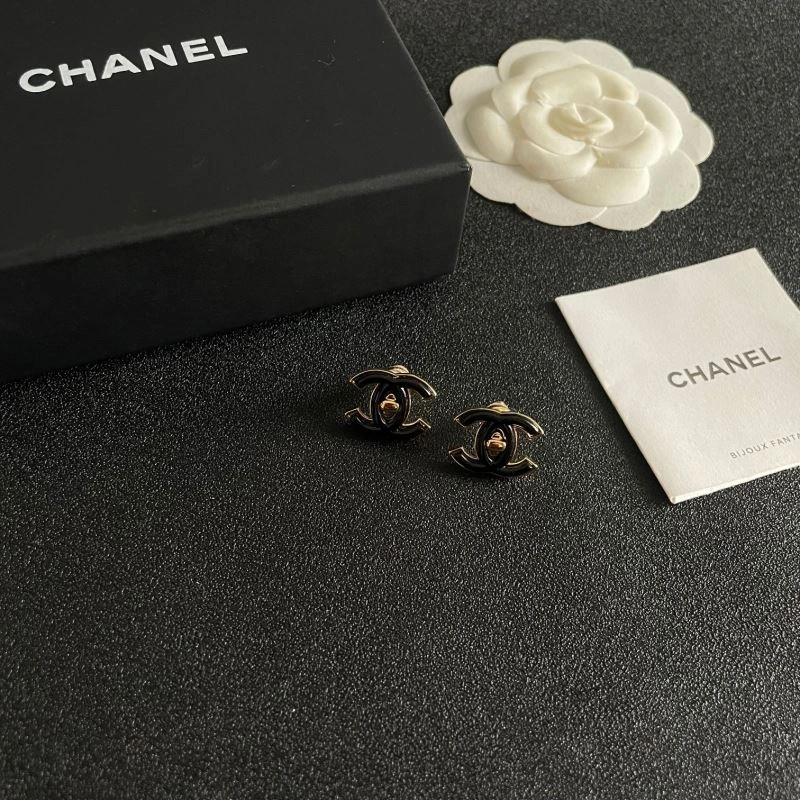 Top match Chanel Earrings