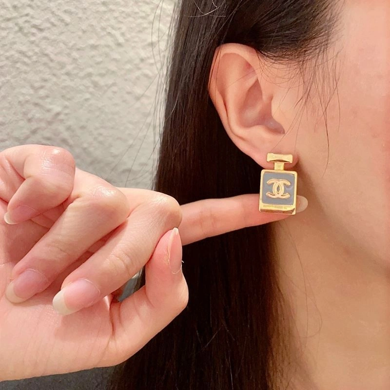 Accurate model Chanel Earrings