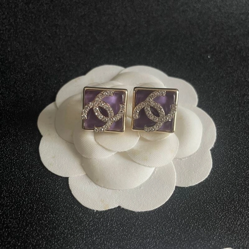 High accuracy Chanel Earrings